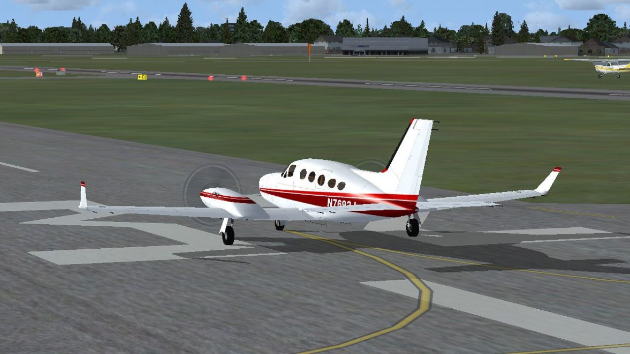 Red/White Cessna 414 Chancellor for FSX