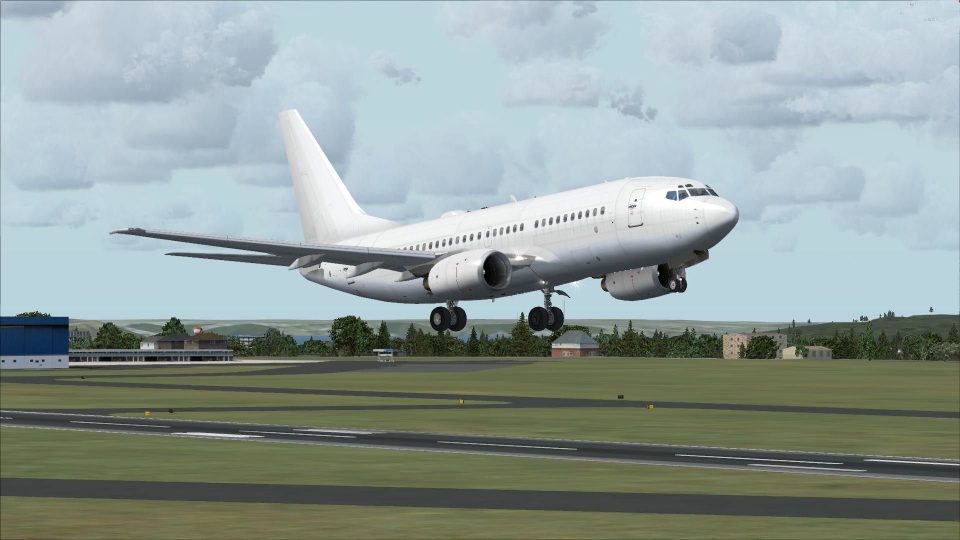 TDS Boeing 737-700 Base Package V2.0 for FSX